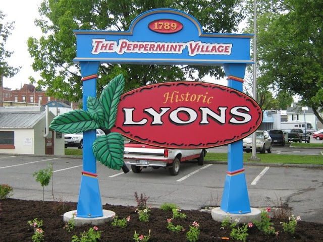 Welcome to the Peppermint Village | Wayne County Life